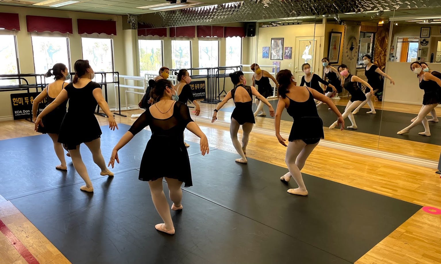 1036. 중년 여성들이 발레를 추천하는 이유 – Jean Ballet School